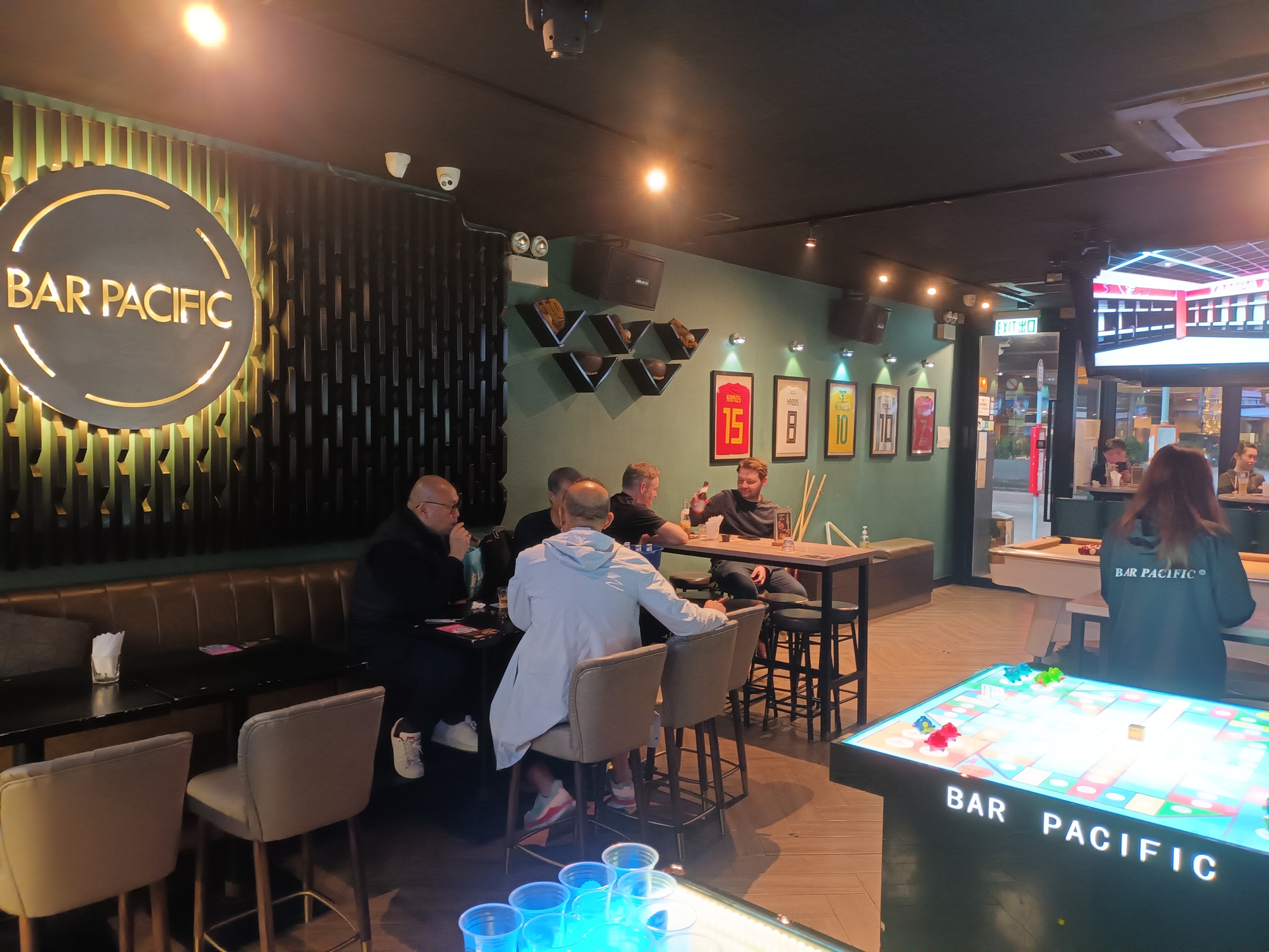 BAR PACIFIC GROUP － 全港最大型連鎖酒吧集團